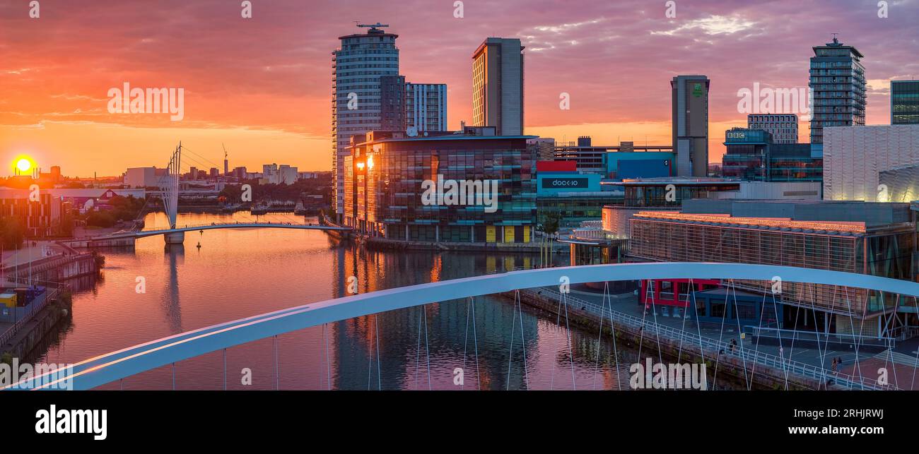 Millennium bridge salford sunset hi-res stock photography and images ...