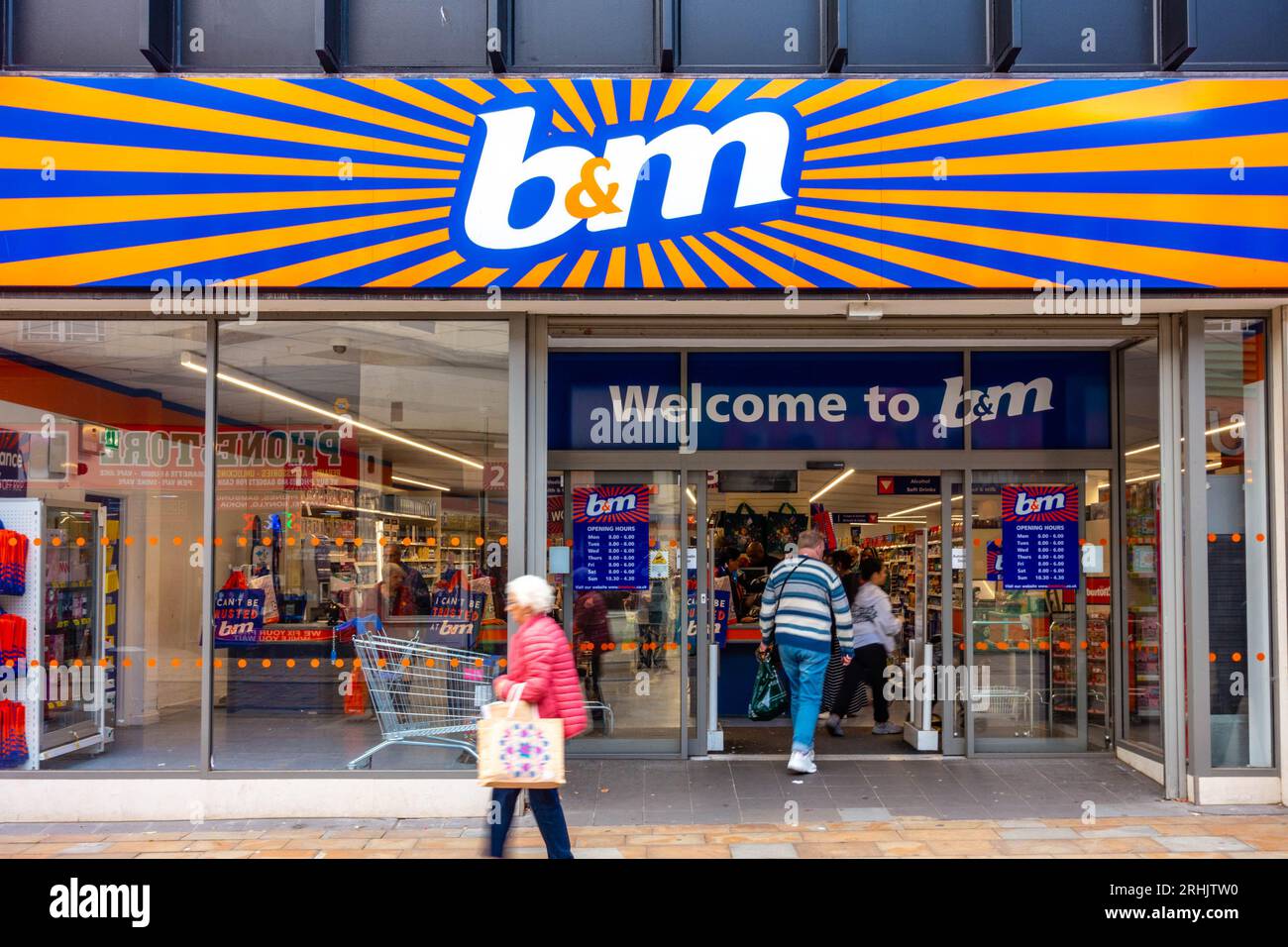 The B&M store on Dudley Street in Wolverhampton, UK Stock Photo - Alamy