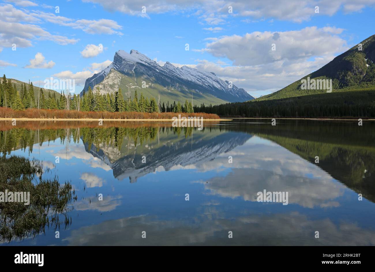 Rundle stone hi-res stock photography and images - Alamy