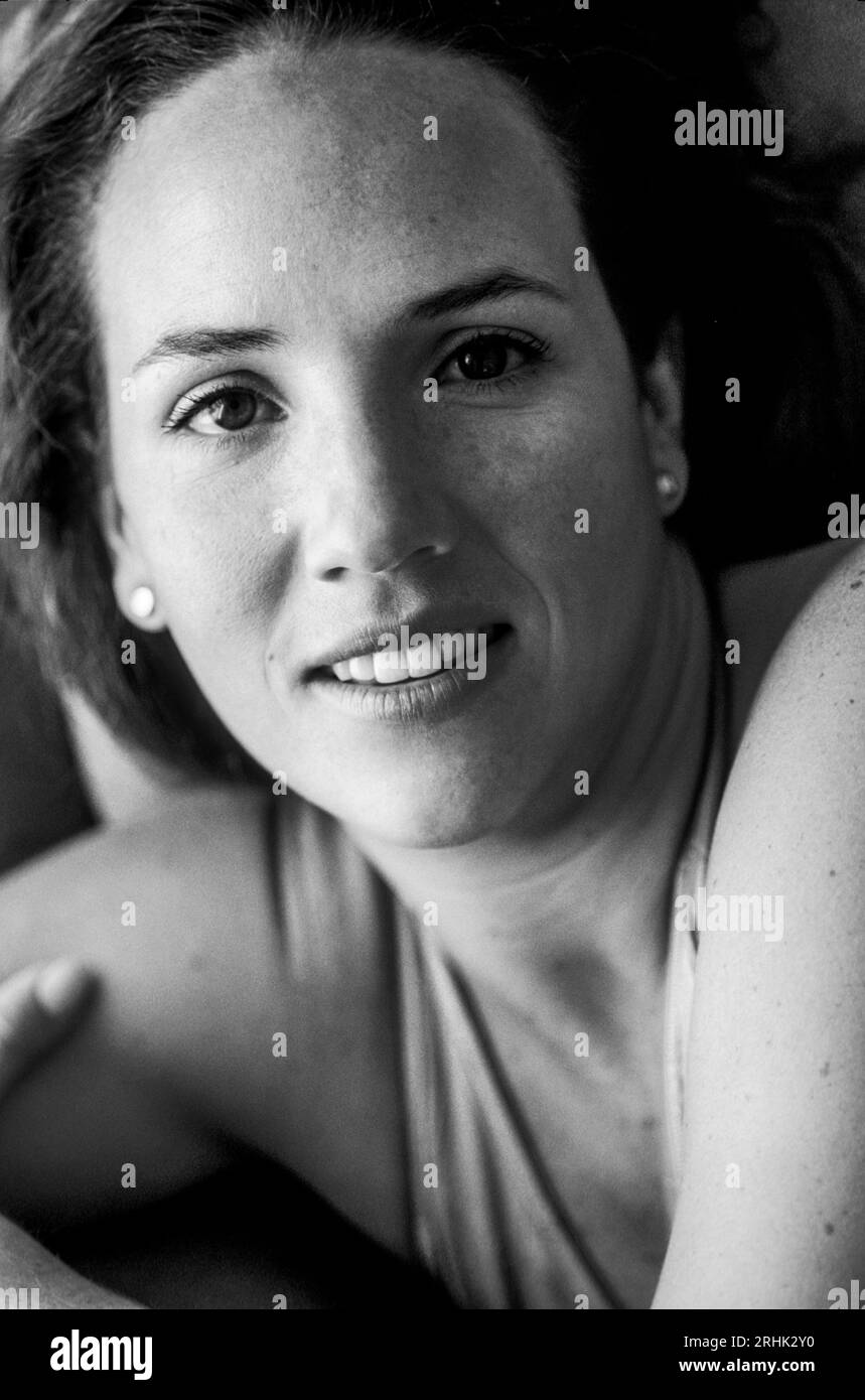 Headshot portrait young smiling Black and White Stock Photos & Images ...