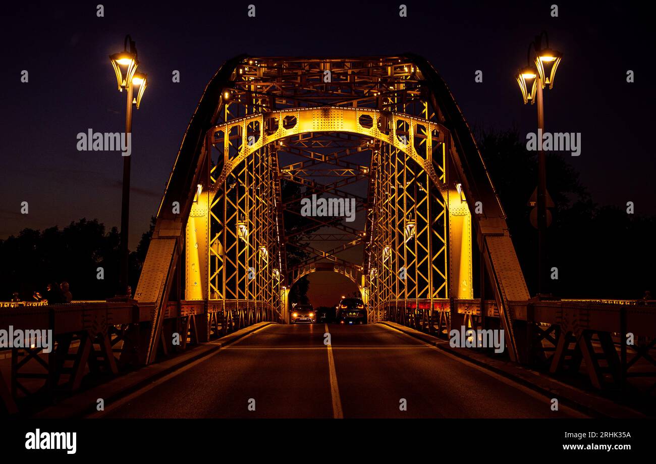 Gyor bridge hi-res stock photography and images - Alamy