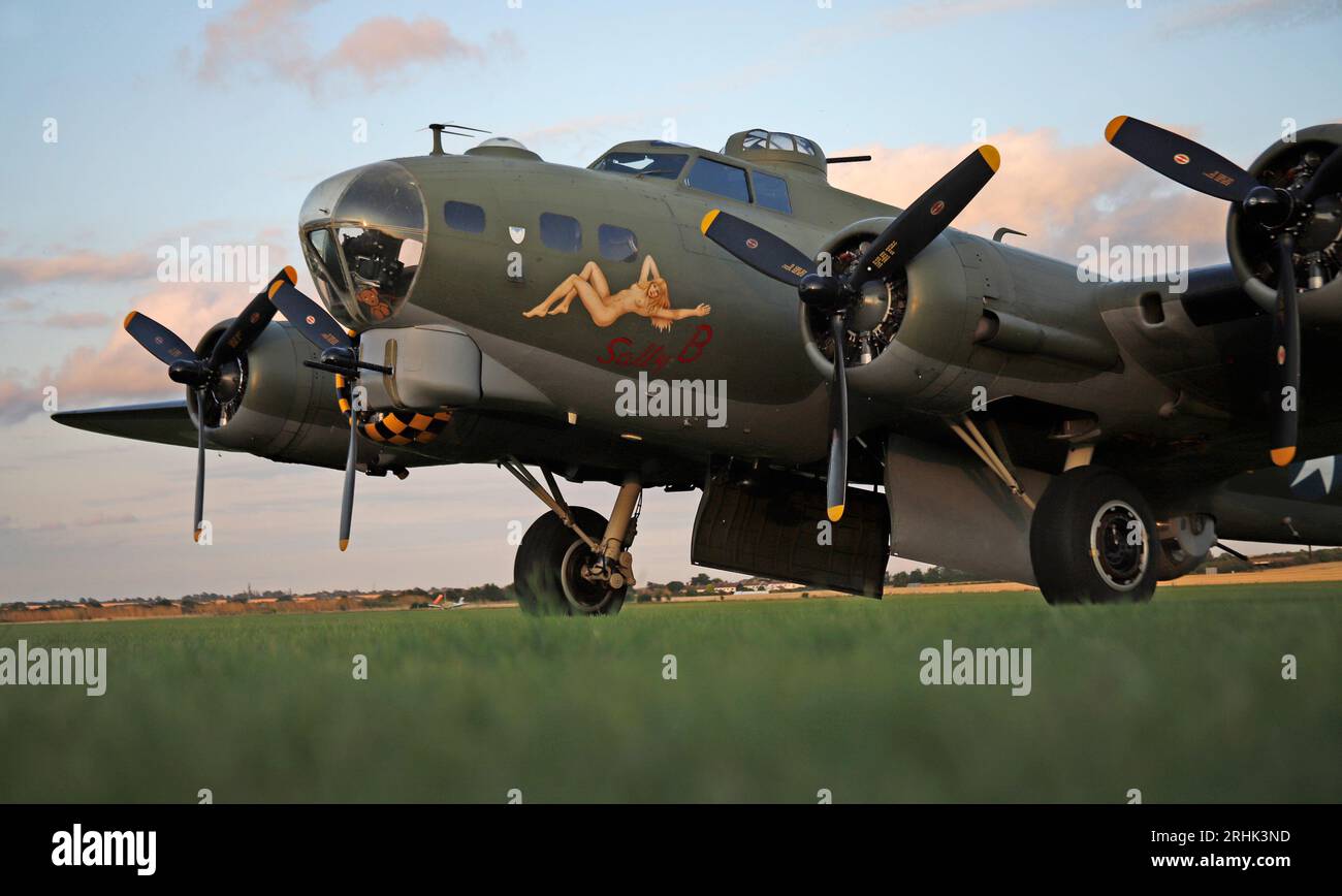 World war two Bomber B-17G Sally B at RAF Duxford, England Stock Photo - Alamy
