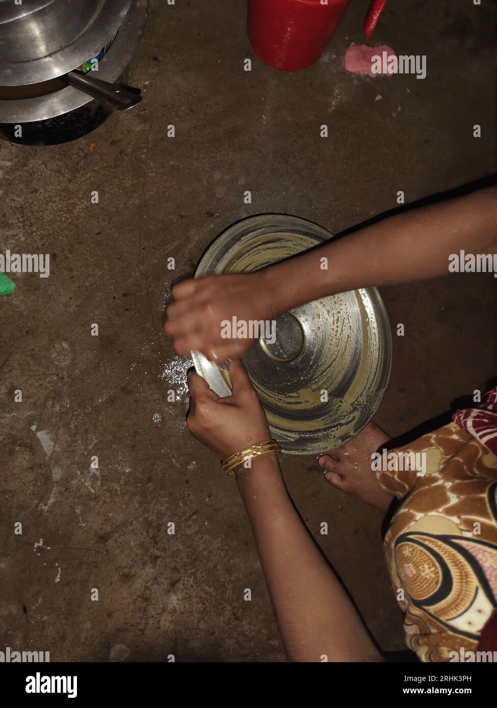 Rohingya cooking hi-res stock photography and images - Alamy