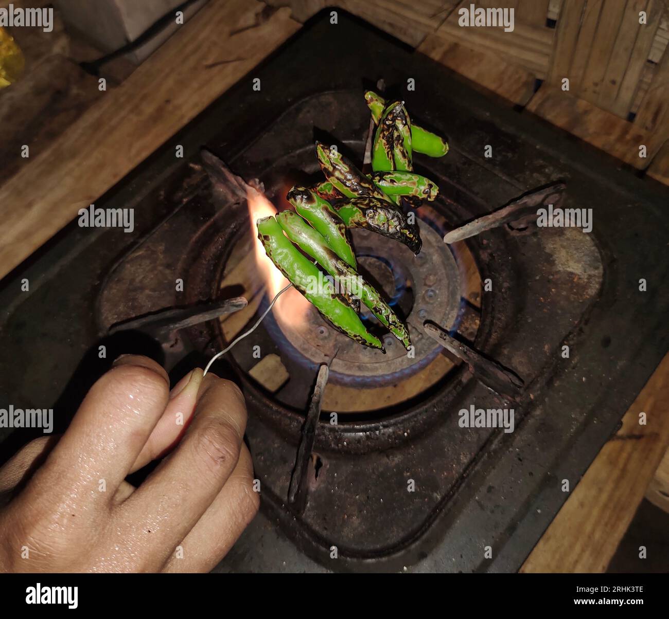 Rohingya cooking hi-res stock photography and images - Alamy