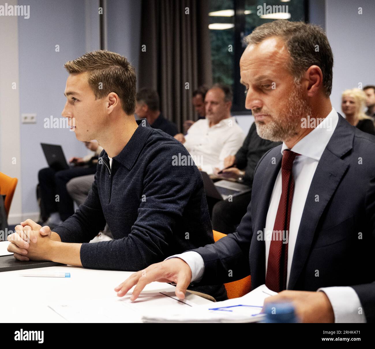 ZEIST - Carel Eiting with lawyer Frans de Weger at the KNVB for the ...