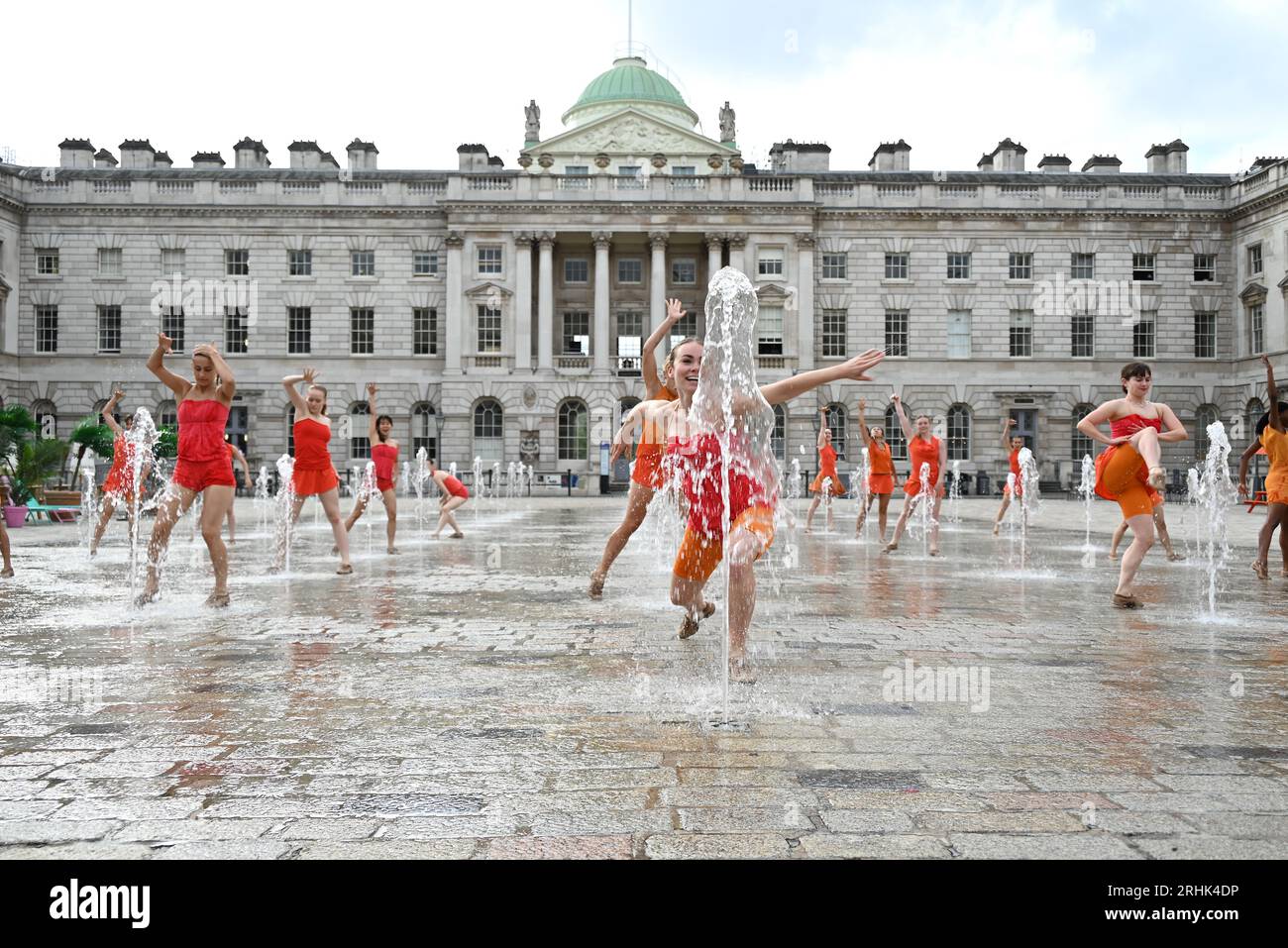 Dancers from Shobana Jeyasingh Dance rehearsing Counterpoint in the ...