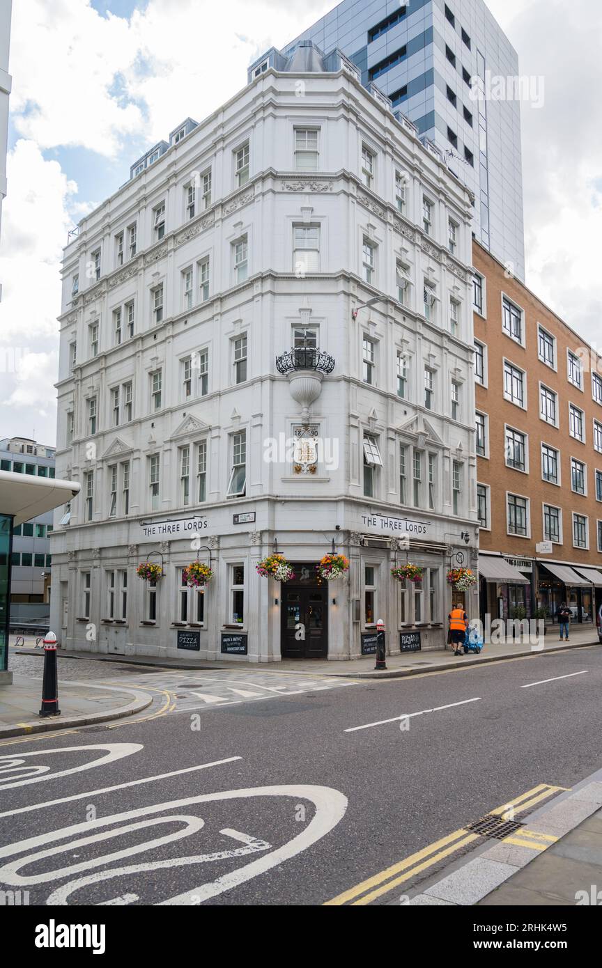 The Three Lords pub on the corner of Minories and St Clare Street ...