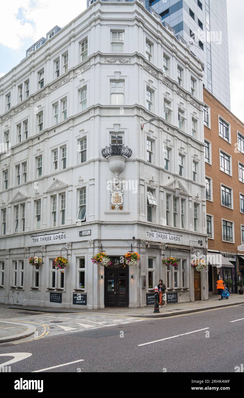 The Three Lords pub on the corner of Minories and St Clare Street ...