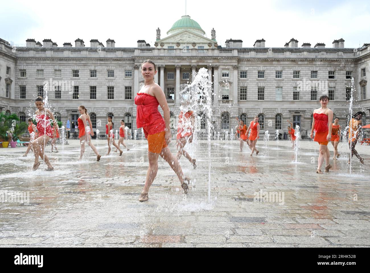 Dancers from Shobana Jeyasingh Dance rehearsing Counterpoint in the ...