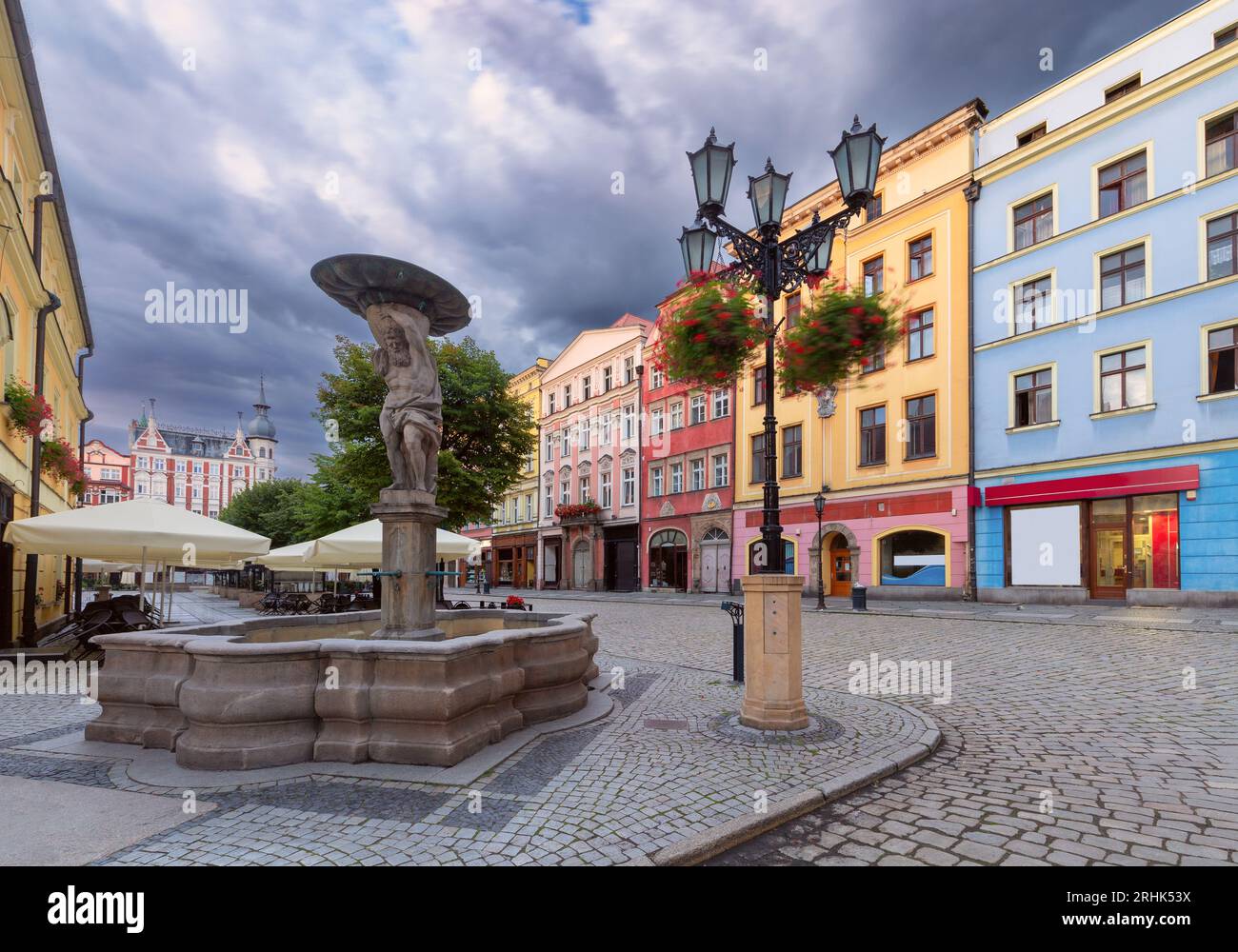 Scenic view of the old market square and the Neptune Fountain at dawn ...