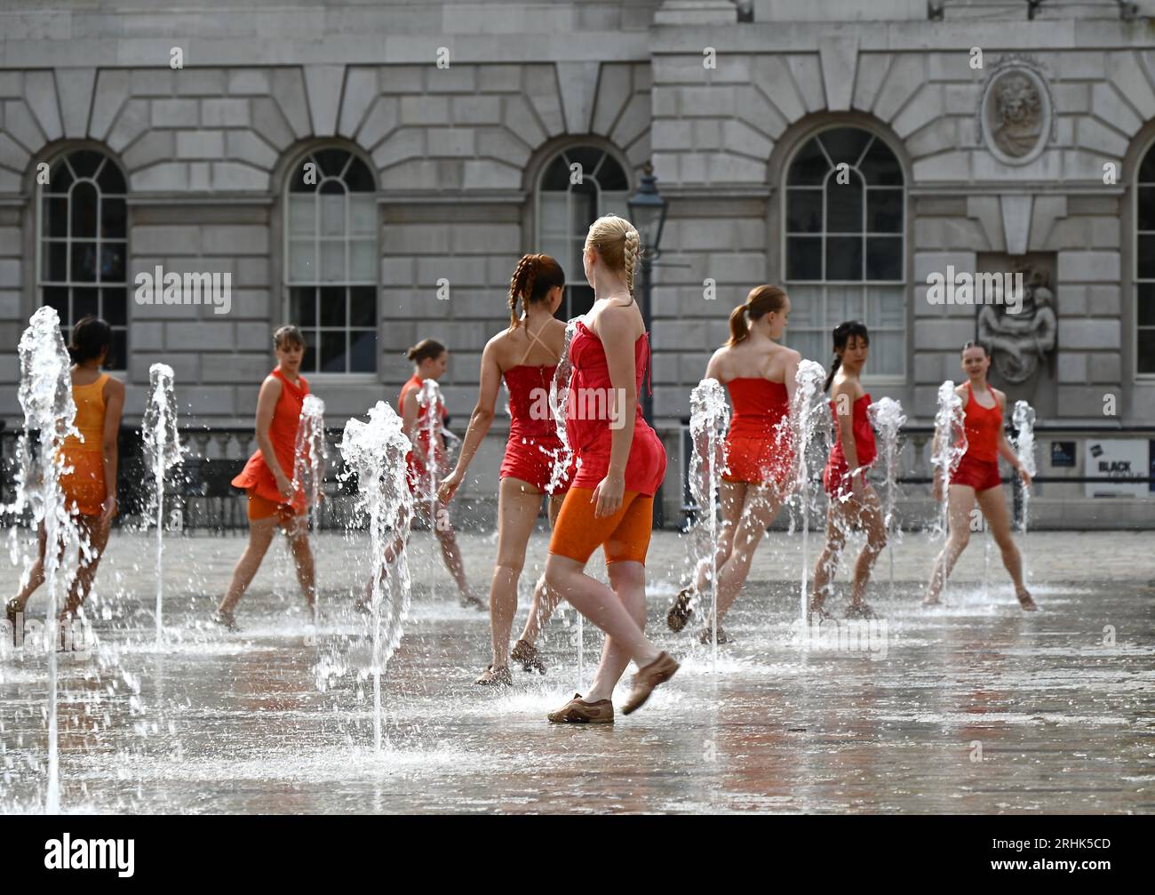 Dancers from Shobana Jeyasingh Dance rehearsing Counterpoint in the ...