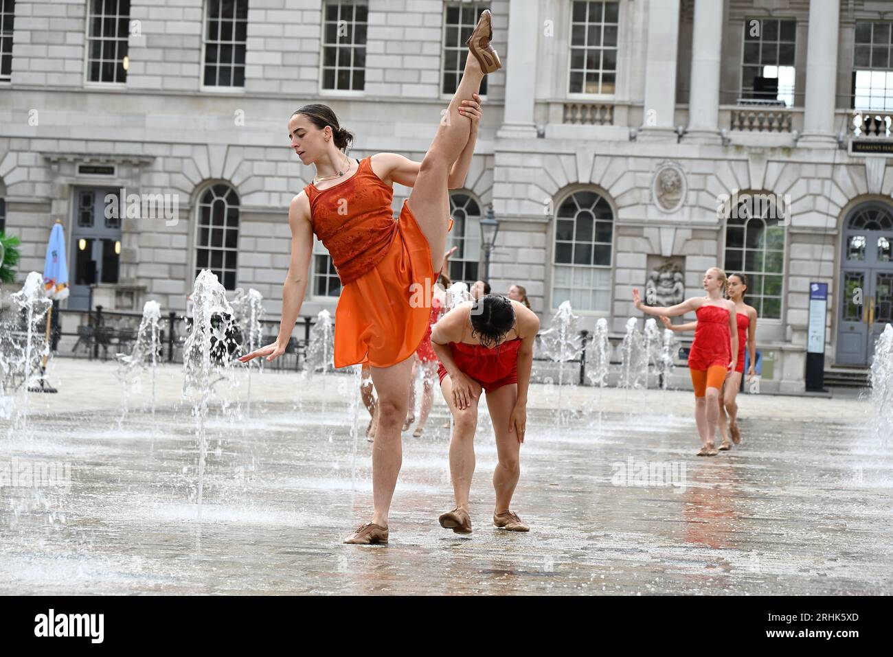 Dancers from Shobana Jeyasingh Dance rehearsing Counterpoint in the ...