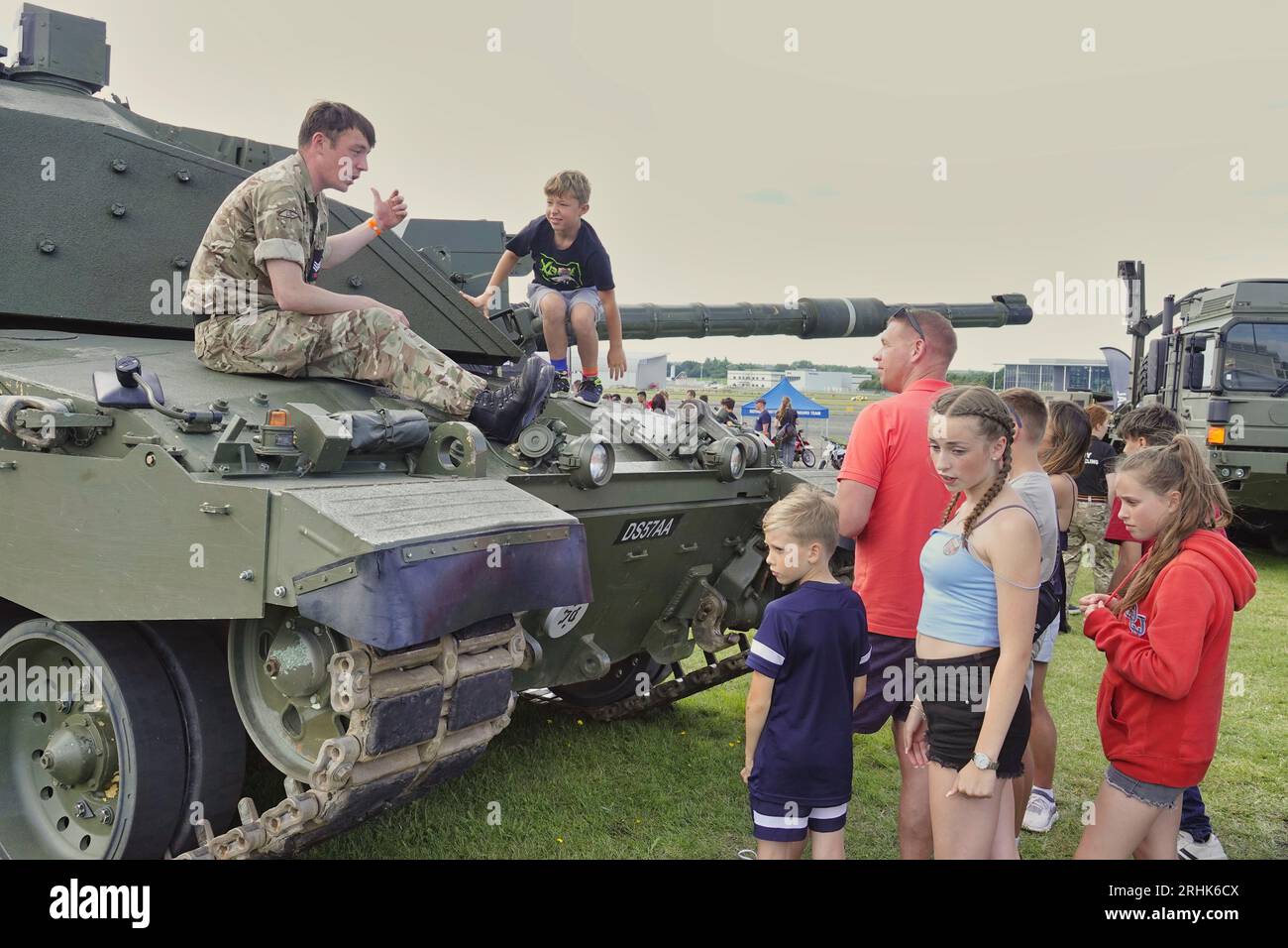 British army tank hi-res stock photography and images - Alamy