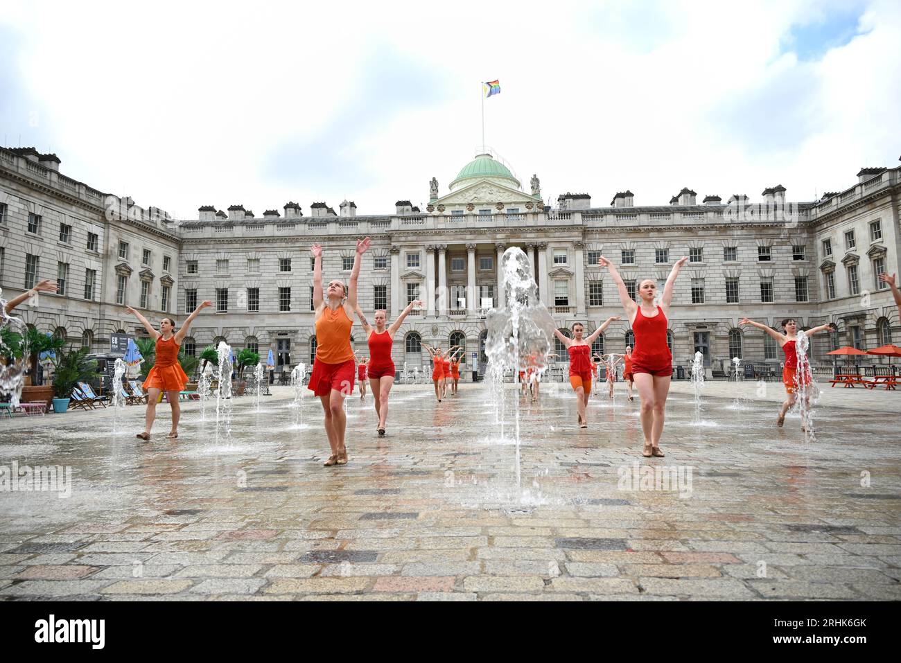 Dancers from Shobana Jeyasingh Dance rehearsing Counterpoint in the ...