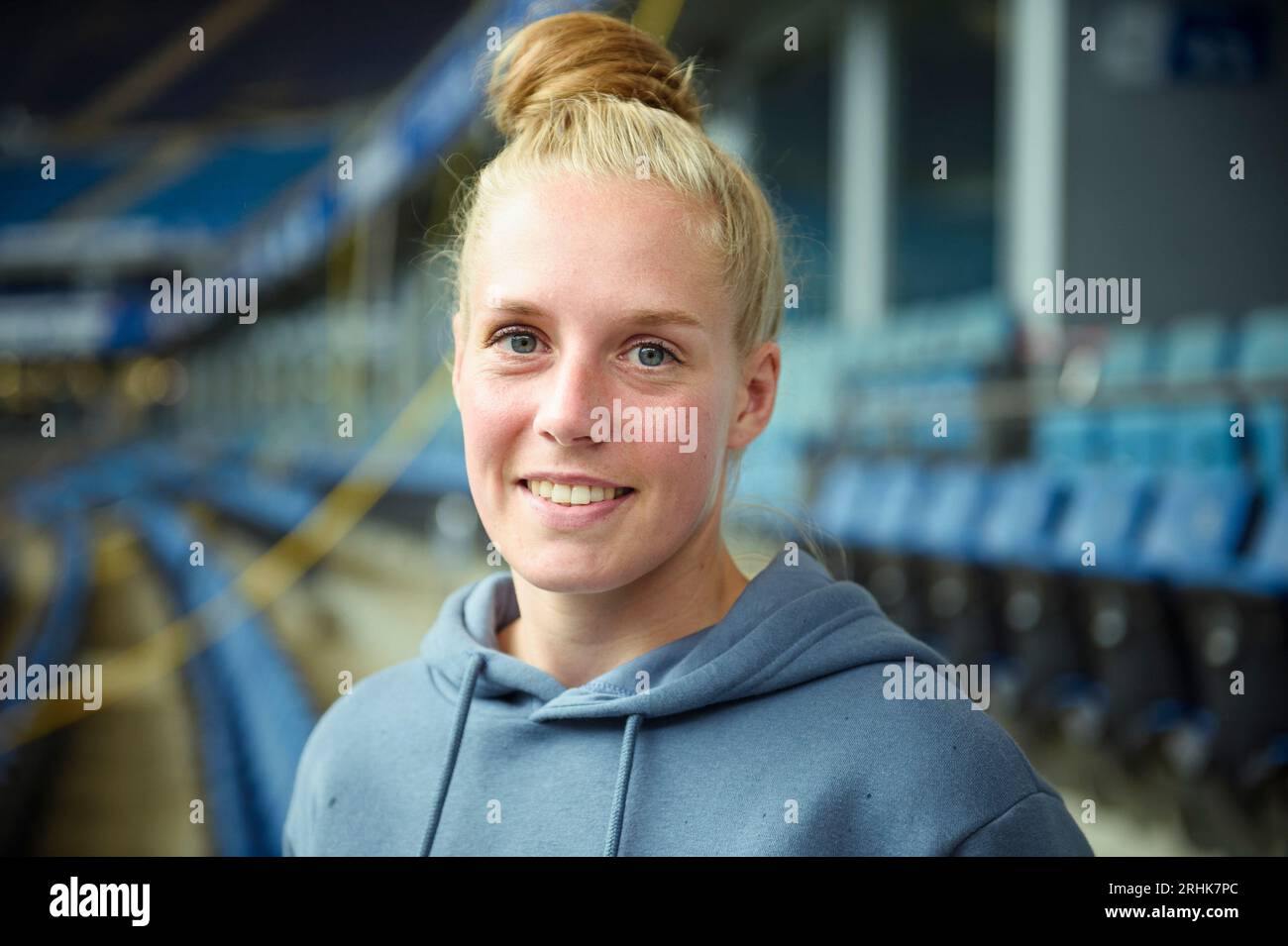 Hamburg, Germany. 17th Aug, 2023. Soccer: 2nd Bundesliga, Hamburger SV ...