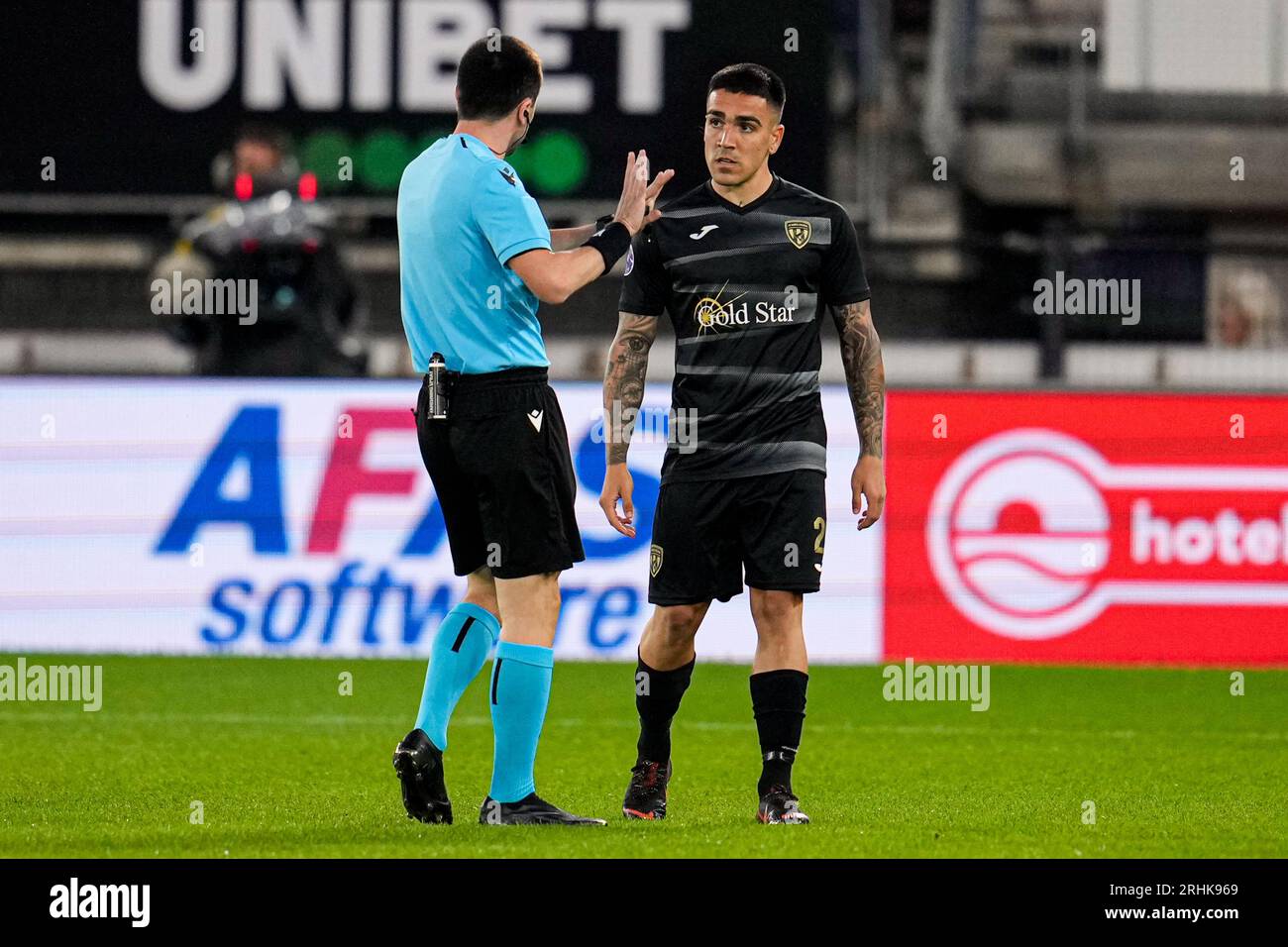 Robert ramos hi-res stock photography and images - Alamy