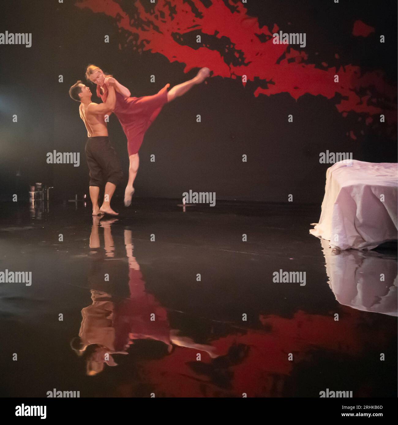 Minotaur edinburgh international festival hi-res stock photography and ...