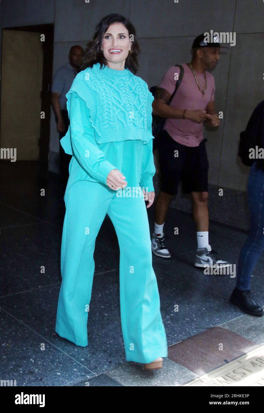 Idina menzel live 2023 hi-res stock photography and images - Alamy