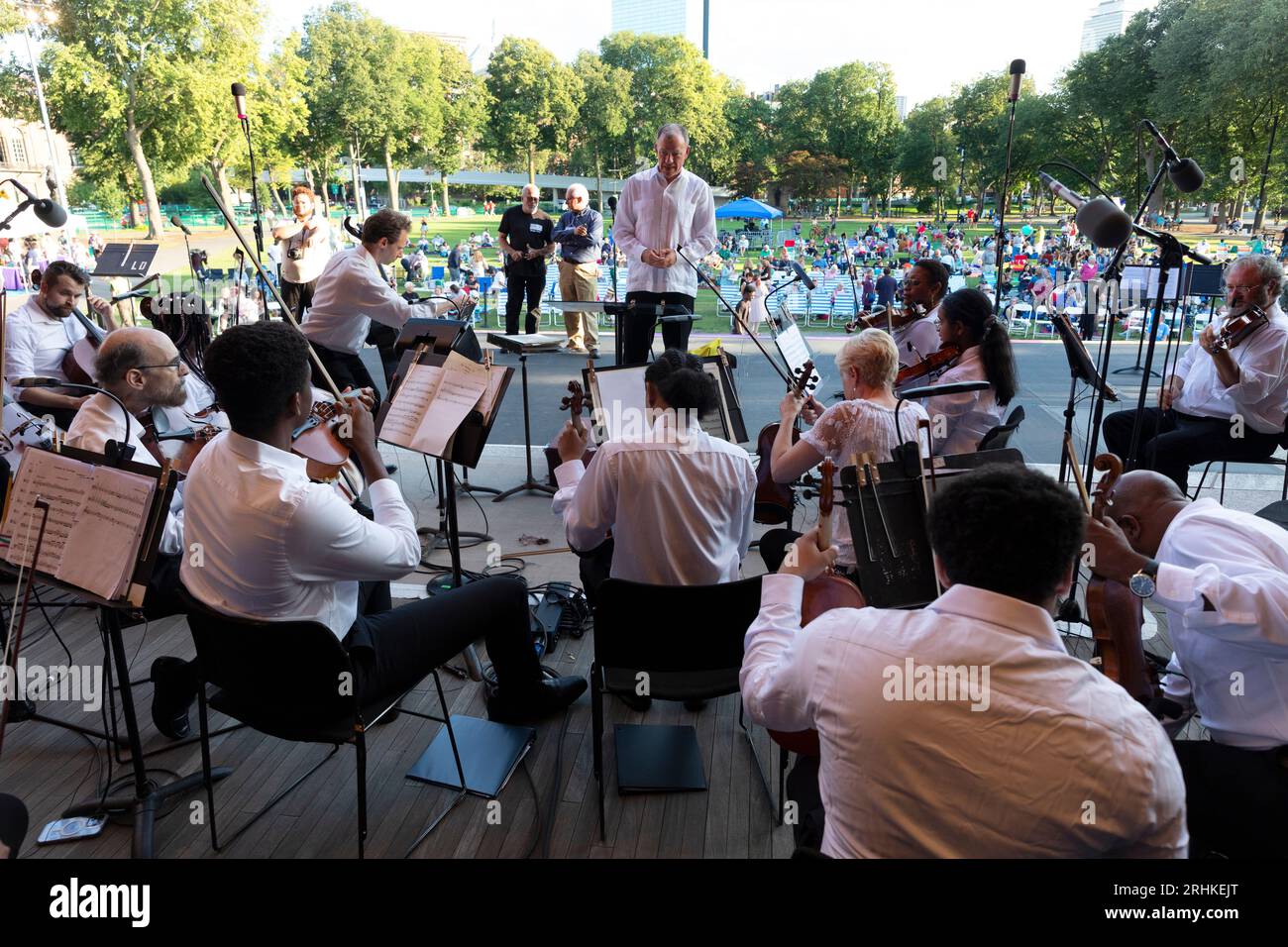 Boston Landmarks Orchestra performs at the Hatch Shell on the Esplanade ...
