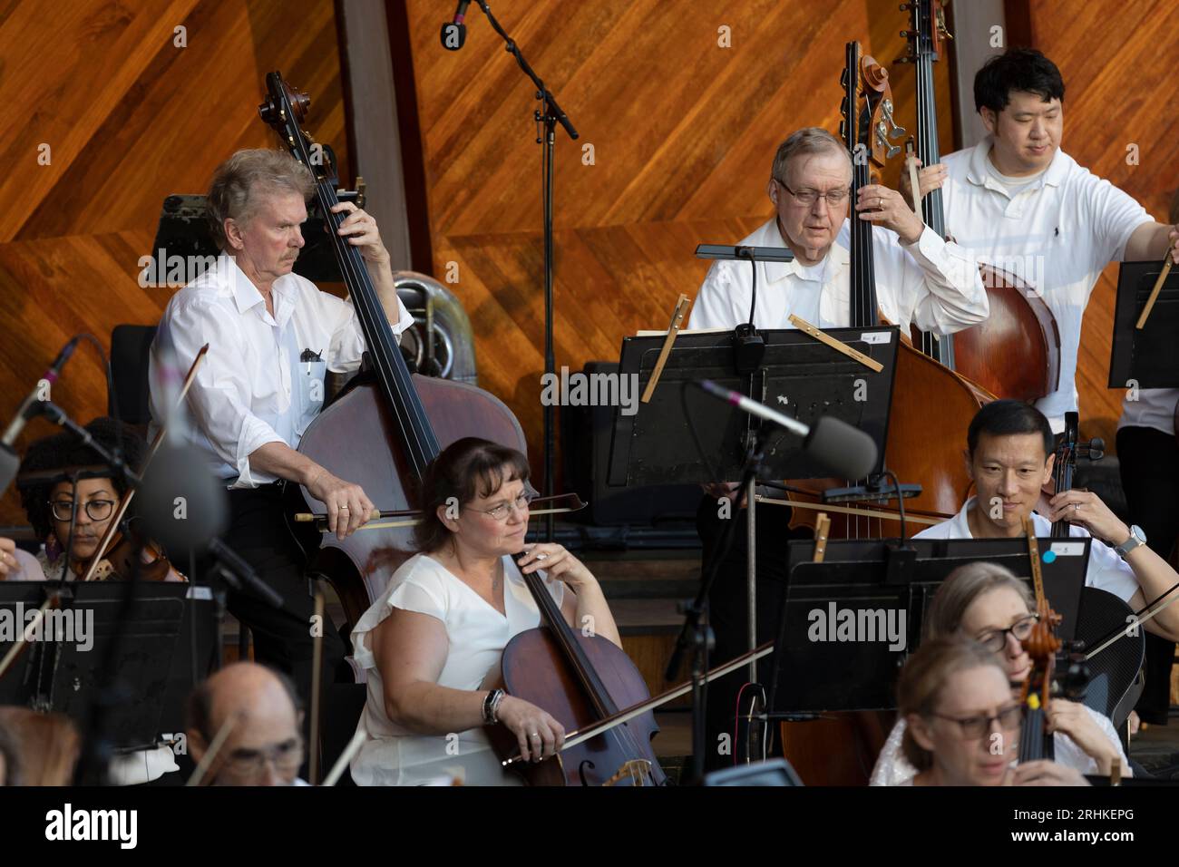 Boston Landmarks Orchestra performs at the Hatch Shell on the Esplanade ...