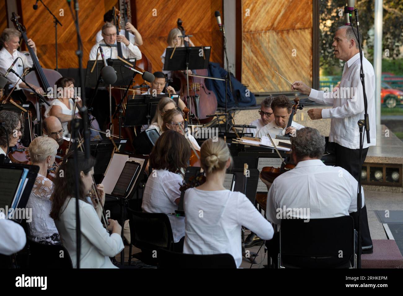 Boston Landmarks Orchestra performs at the Hatch Shell on the Esplanade ...