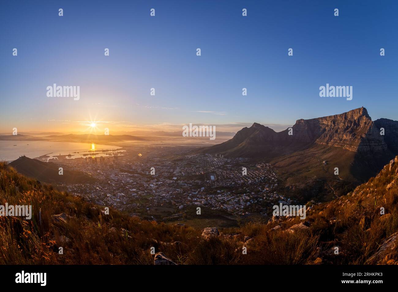 User Sunrise landscape photograph over Table Mountain and Cape Town ...