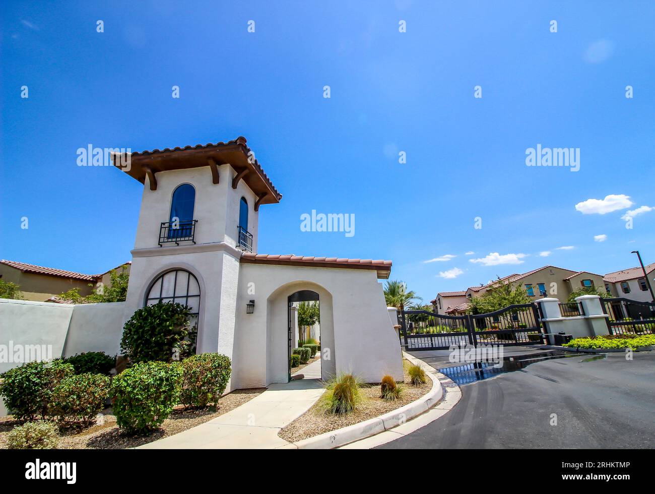 Pedestrian Walk Thru Gate At Secure Subdivision Stock Photo - Alamy