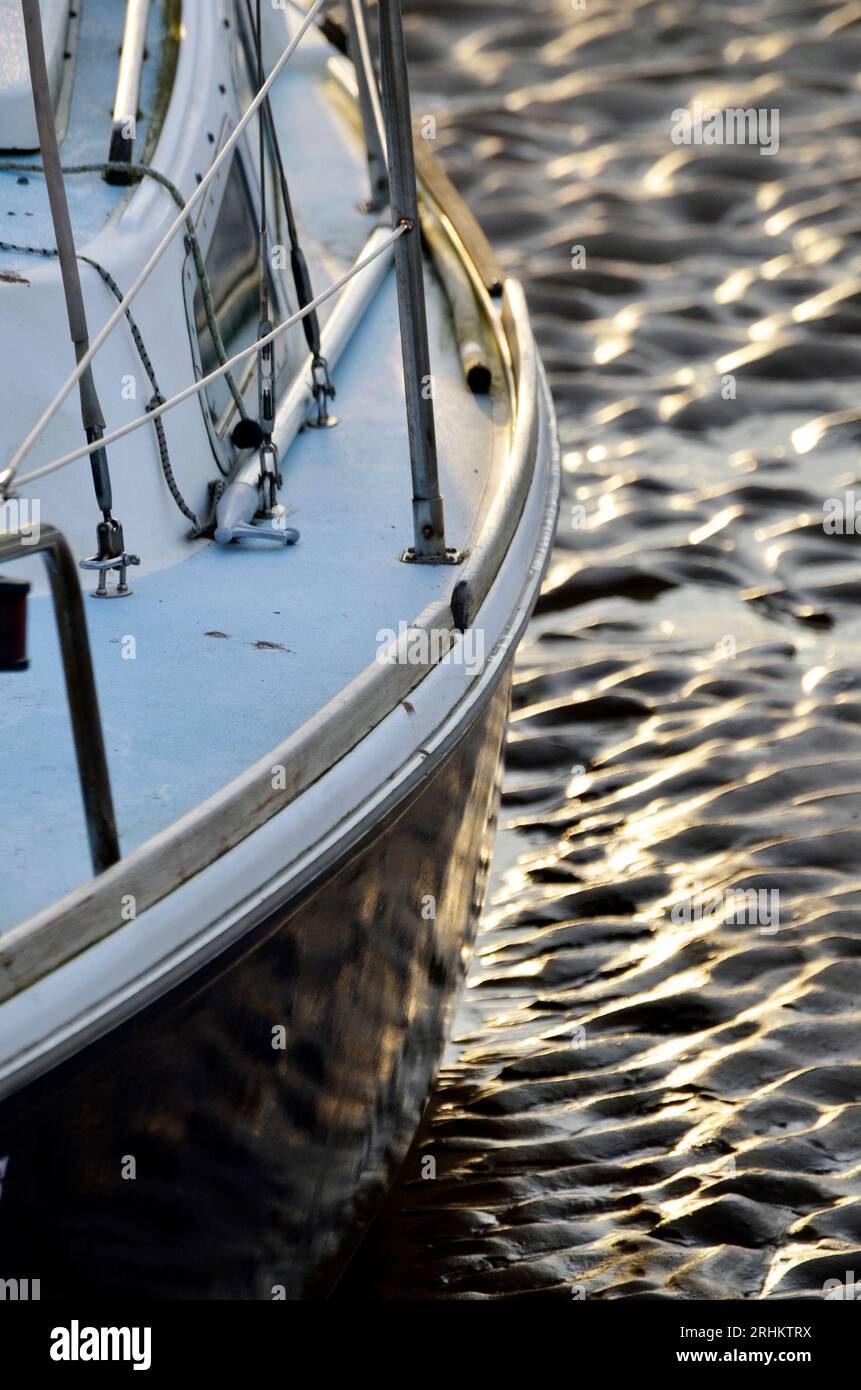 sailing boat moored blakeney norfolk england tide out Stock Photo - Alamy