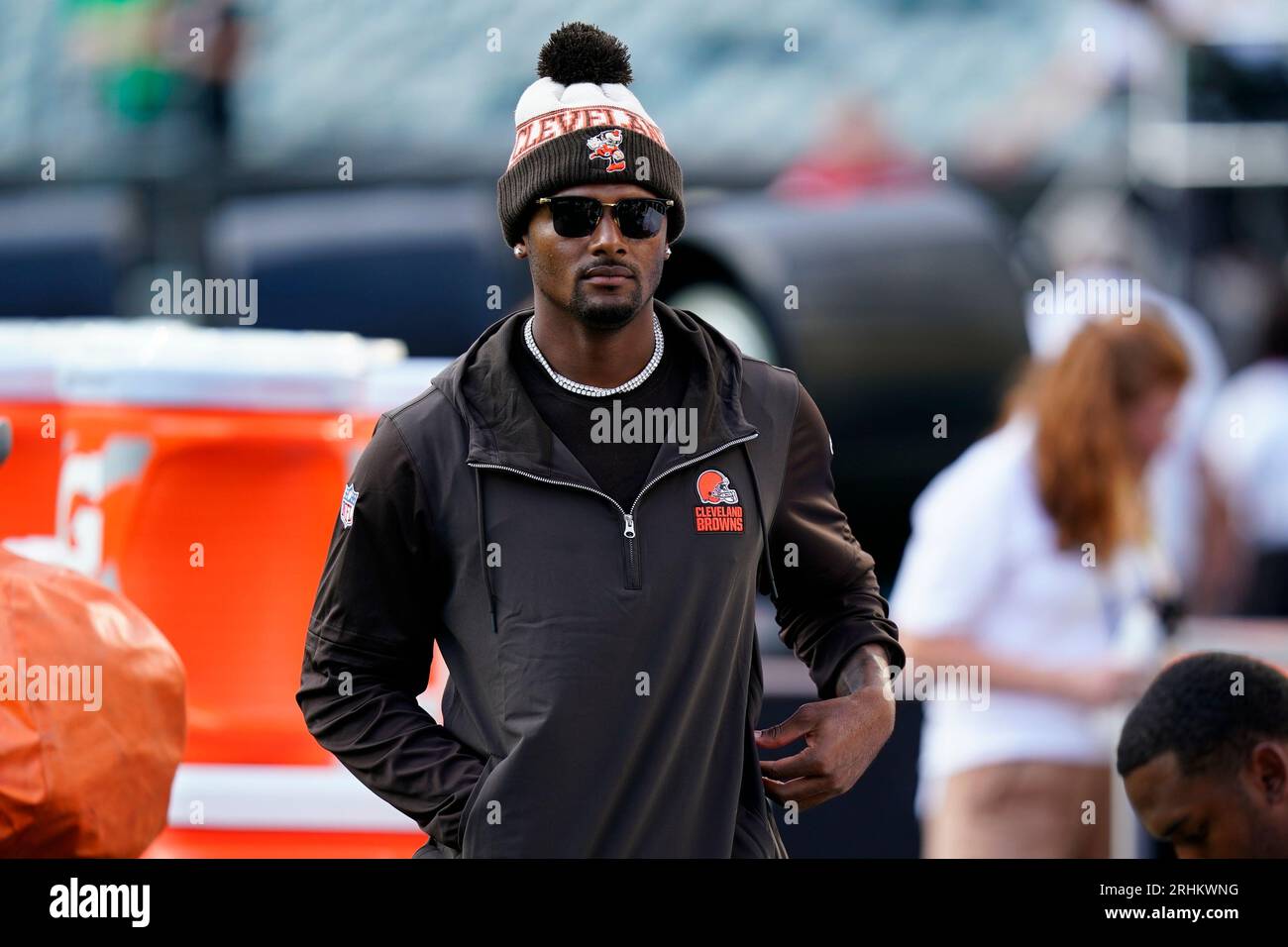 Cleveland Browns quarterback Deshaun Watson walks on the sidelines ...