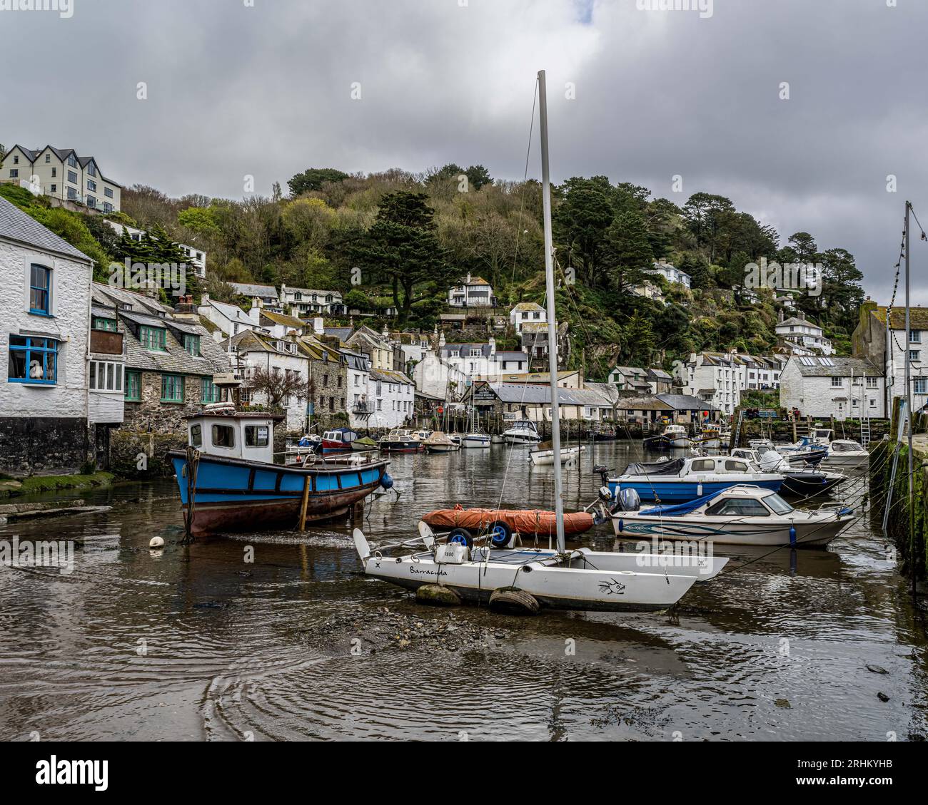 Polperro cliff path hi-res stock photography and images - Alamy