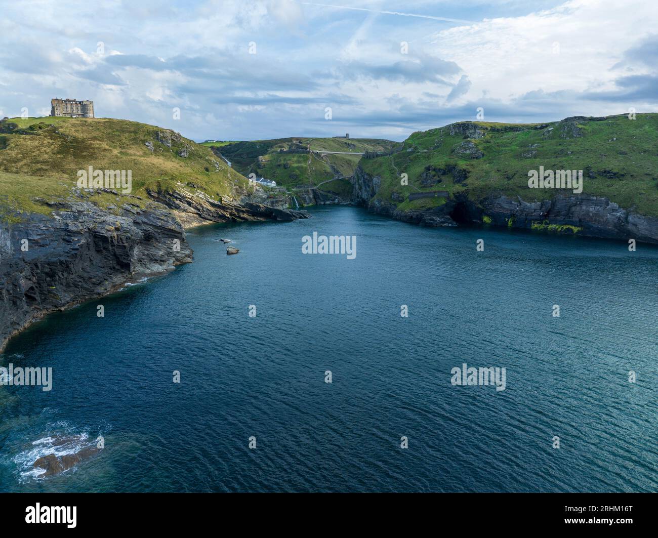 Aerial photograph of Tintagel castle, Cornwall, England. Tintagel ...