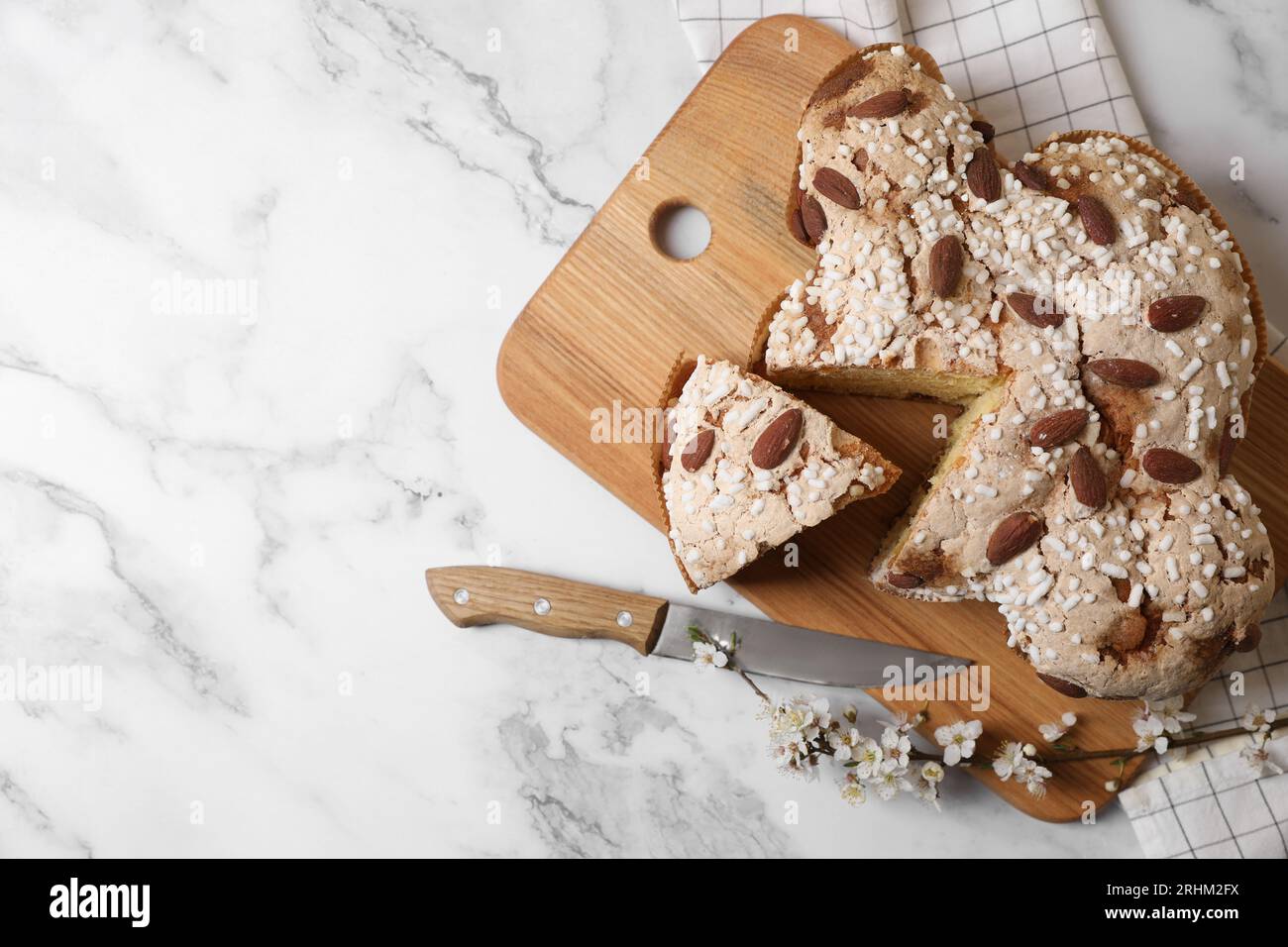 Delicious Italian Easter dove cake (traditional Colomba di Pasqua ...