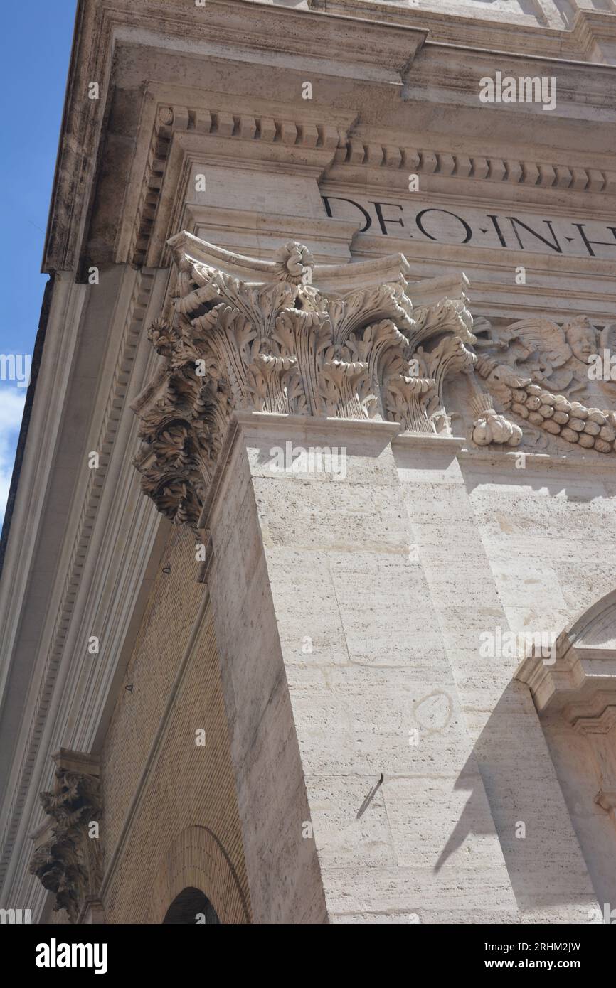 Rome, Italy street & building details Stock Photo - Alamy