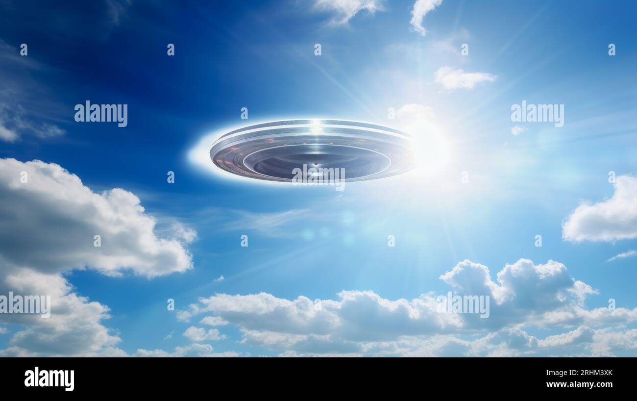 Spaceship flying saucer hi-res stock photography and images - Alamy
