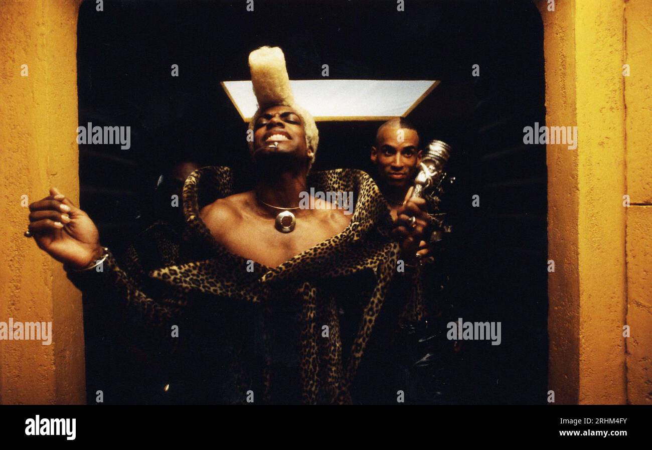 Chris Tucker, "The Fifth Element" (1997). Photo credit: Columbia - Tri ...
