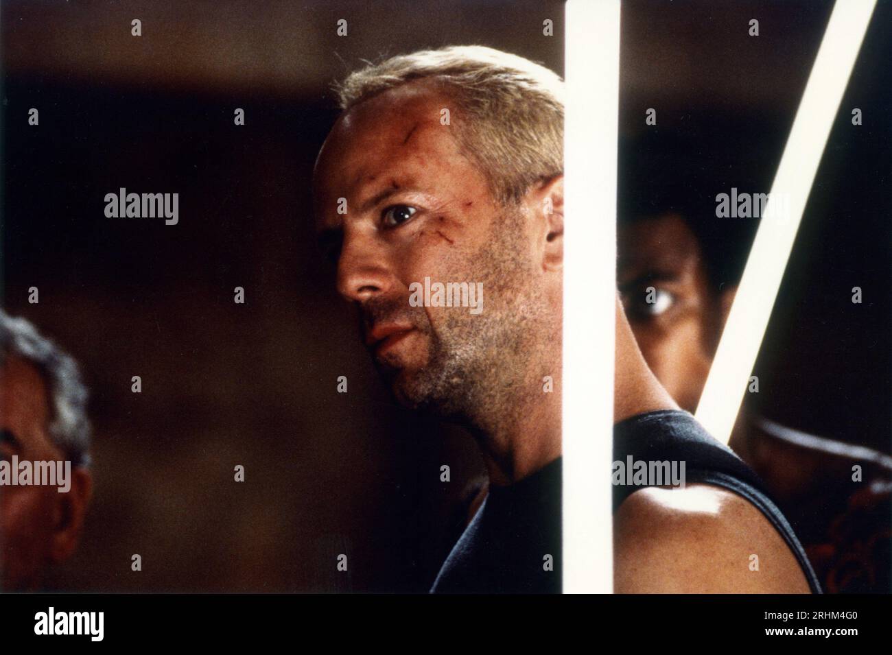 Bruce Willis, "The Fifth Element" (1997). Photo credit: Columbia - Tri ...