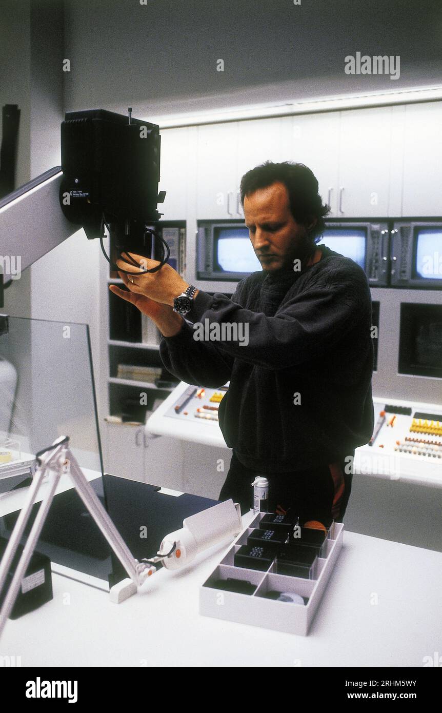 Manhunter mann hi-res stock photography and images - Alamy