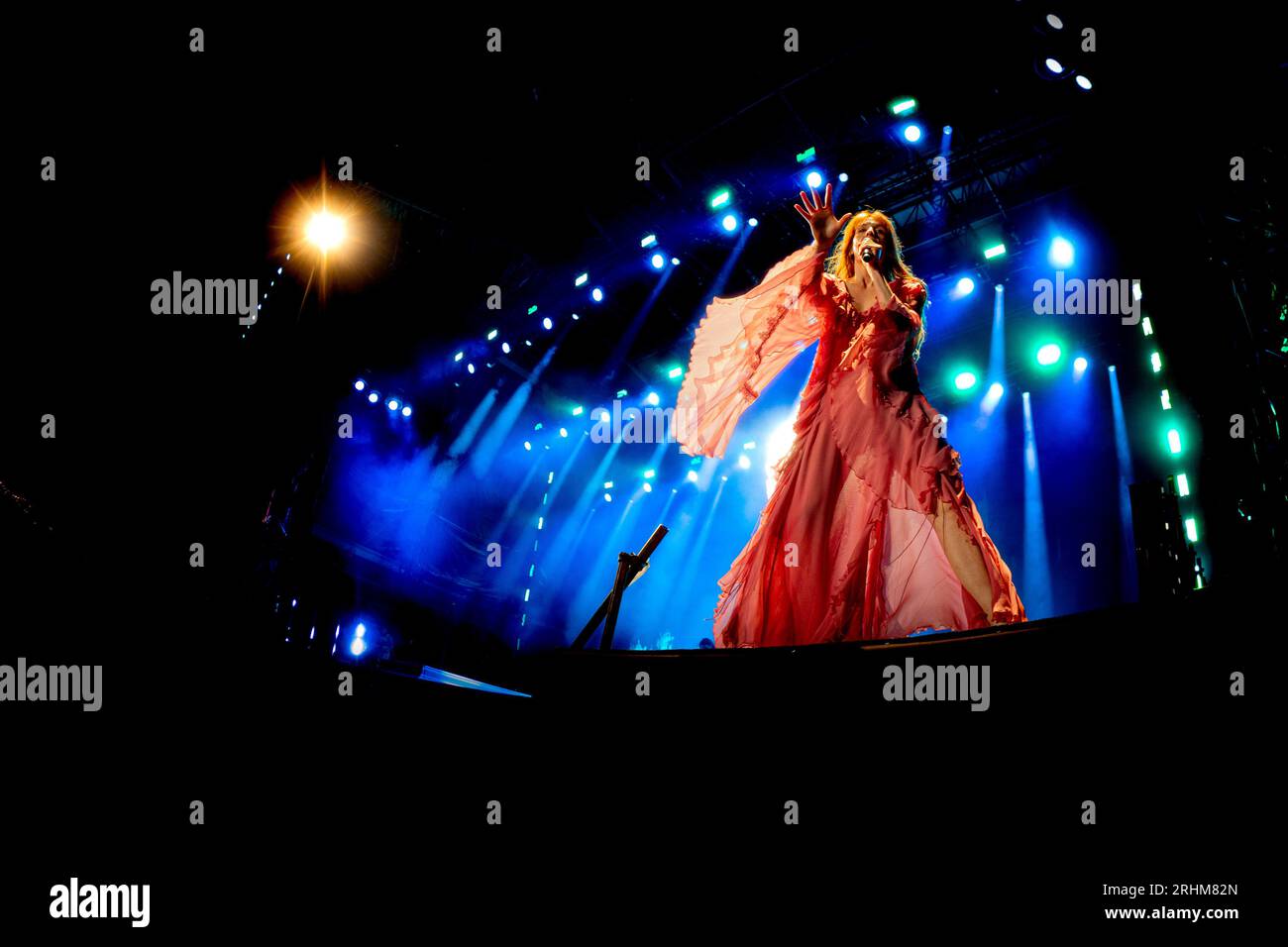 Hungary 10 July 2023 Florence Welch Florence The Machine Dance Fever Tour 23 Live At