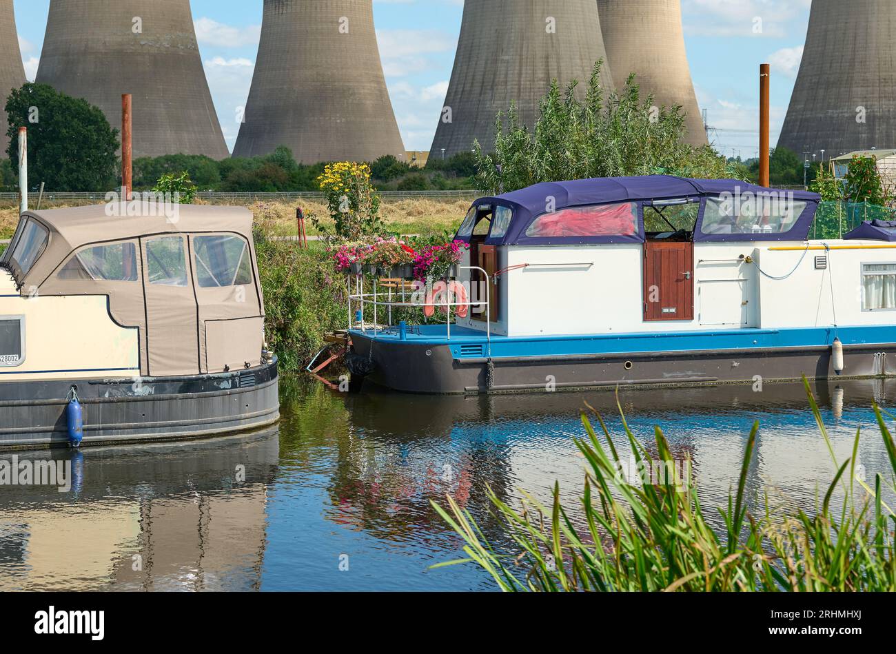 Barge cruisers hi-res stock photography and images - Alamy