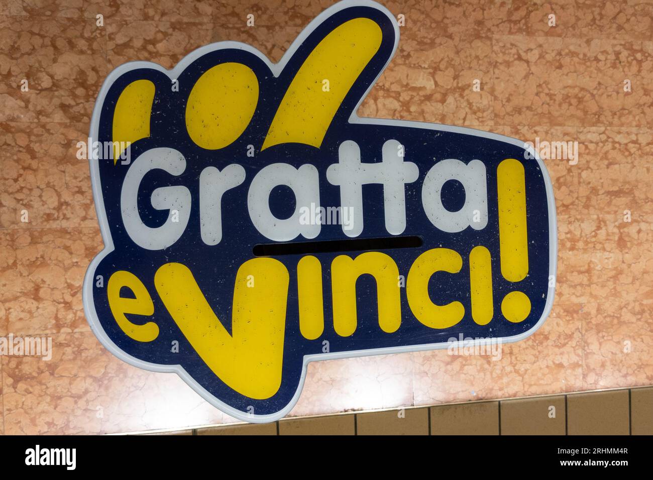 Gratta e vinci logo hi-res stock photography and images - Alamy