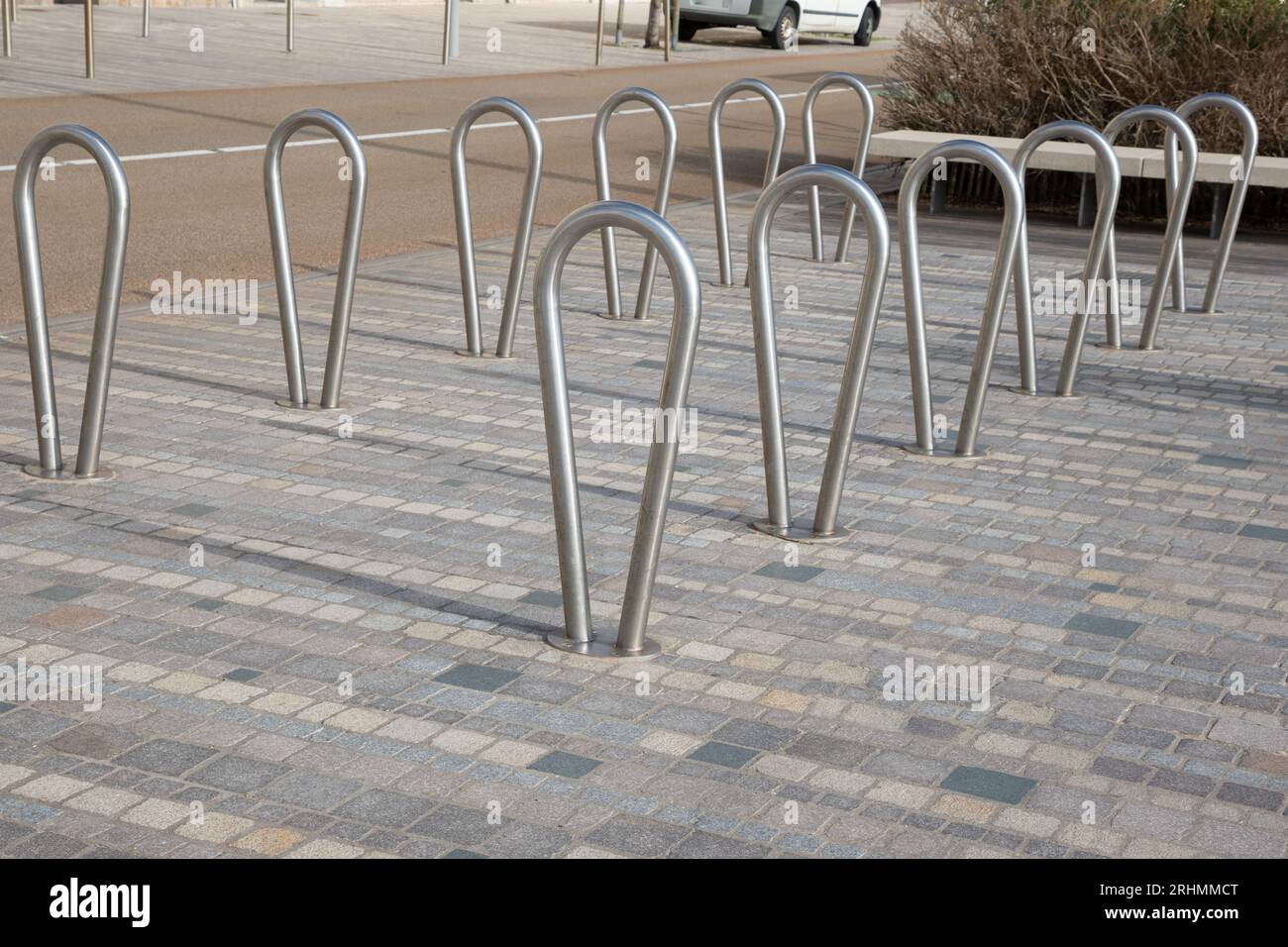 Empty rack steel loop for parking and bike rack bicycles and prevent ...