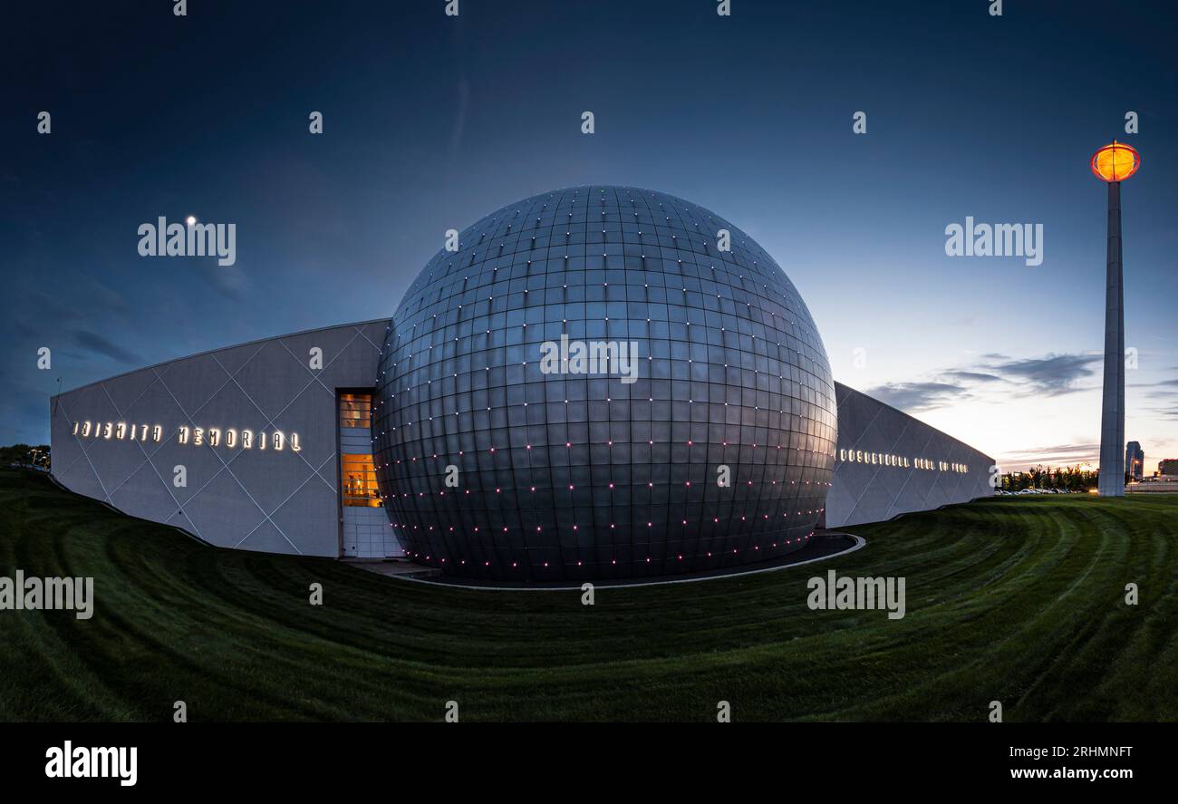 Naismith basketball hall hi-res stock photography and images - Alamy