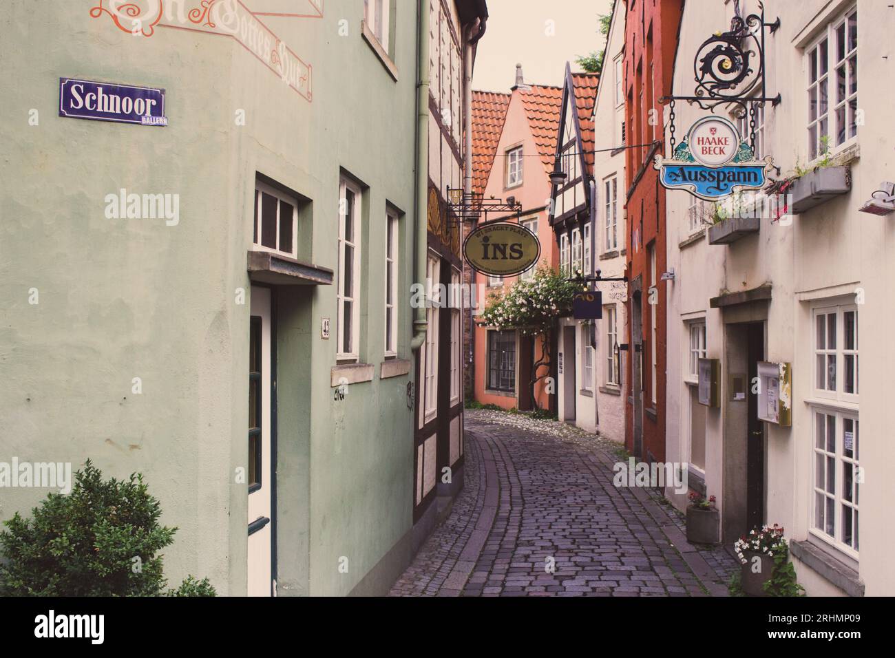 Narrow street in historic district Schnoor of Bremen. Empty old town ...