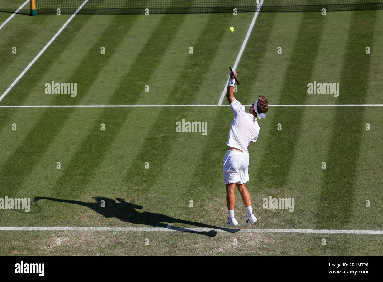 Tennis player Liam Broady (GBR) in action at the 2023 Wimbledon ...