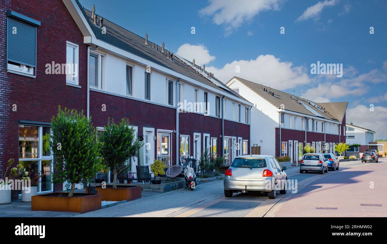 Row newly build modern hi-res stock photography and images - Alamy