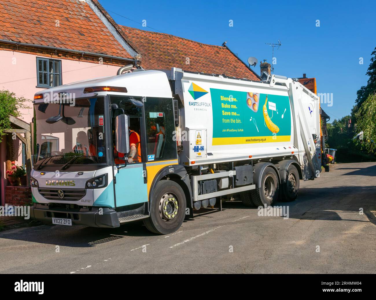 East Suffolk Council waste collection vehicle, Dennis Elite, Scottish ...