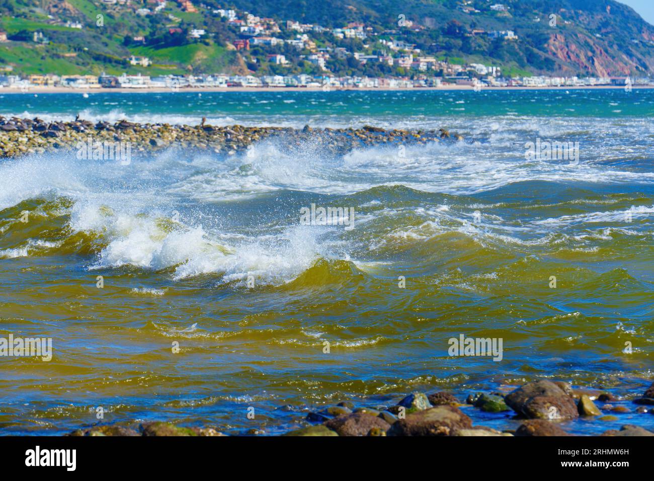 Rhythmic seaside view hi-res stock photography and images - Alamy