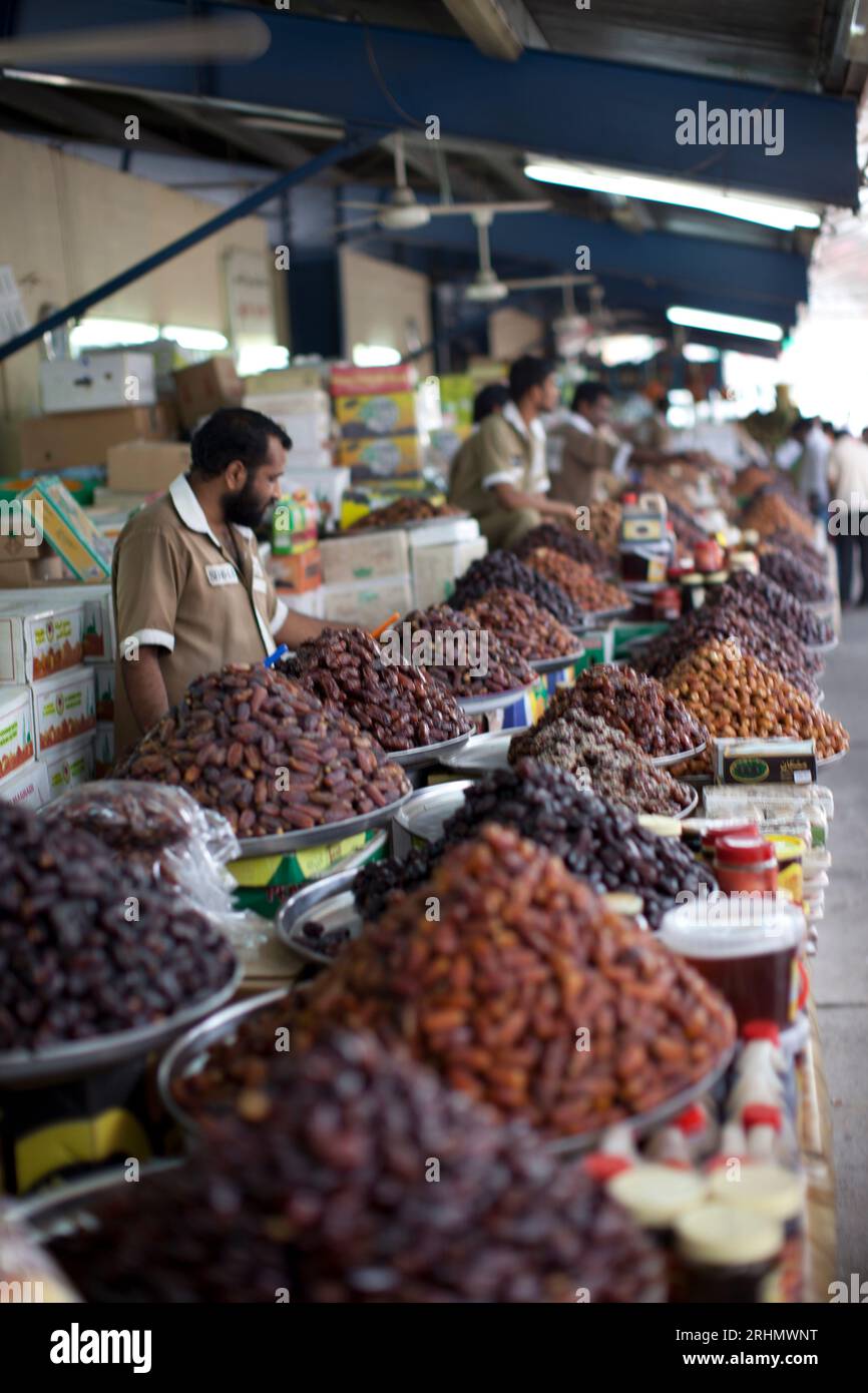 Dates dubai hi-res stock photography and images - Alamy