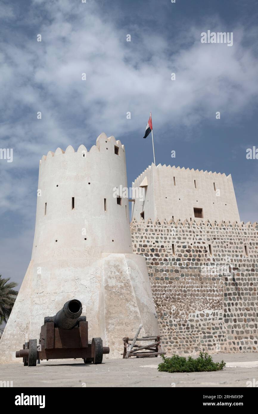 Sharjah kalba fort hi-res stock photography and images - Alamy