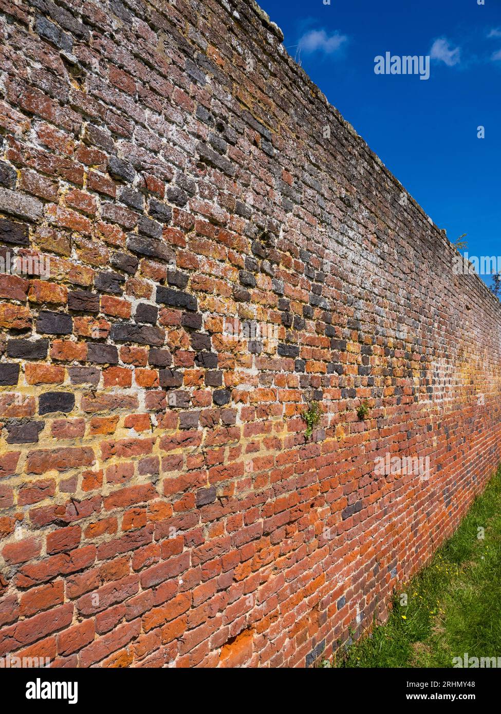 Garden Wall with Brick Pattern, Old Tudor, Walled Garden, Basing House ...